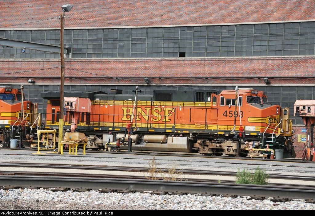 BNSF 4593